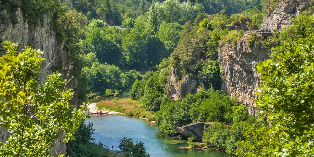 The best swimming spots in Aveyron: lakes, rivers and leisure centres ...