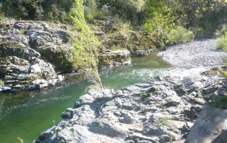 Camping LE RAN DU CHABRIER ** à Saint-Privat-de-Champclos Gard ...