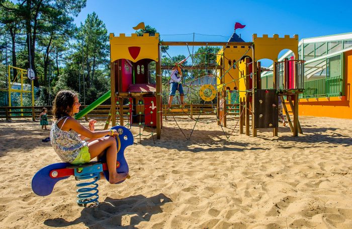 Camping LES DUNES **** à Longeville-sur-Mer Vendée - CampingFrance.com