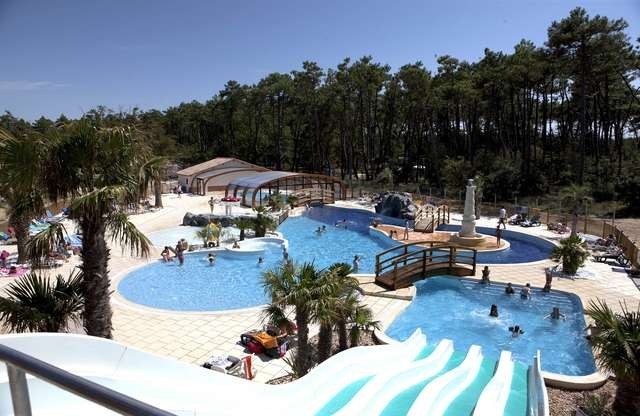 Camping SOULAC PLAGE **** in Soulac-sur-Mer Gironde - CampingFrance.com