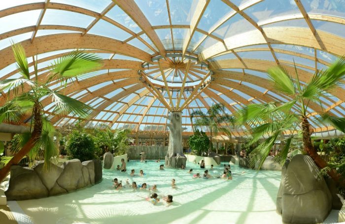 Campsite CAMPING & SPA AIROTEL L'OCEAN ***** in Lacanau Gironde ...