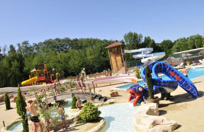 Camping LE TEMPS LIBRE **** in Bougé-Chambalud Isère - CampingFrance.com