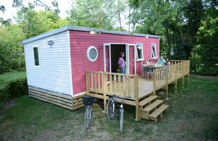 Camping LA PLAINE TONIQUE **** à Montrevel-en-Bresse Ain ...