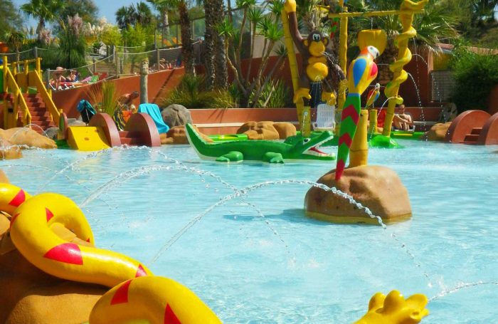 Camping ALOHA 1 ***** à Sérignan Hérault - CampingFrance.com