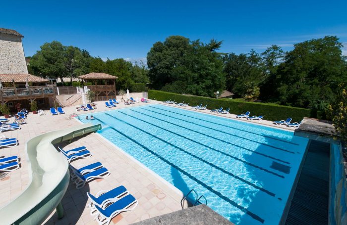 Camping CHATEAU DE BOISSON ***** à Allègre-les-Fumades Gard ...