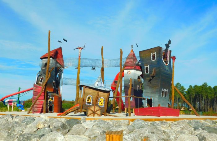 Camping DOMAINE DE LILA **** à Linxe Landes - CampingFrance.com