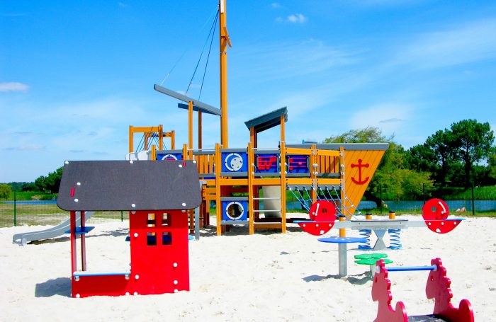 Camping LE ROUMINGUE **** à Lanton Gironde - CampingFrance.com