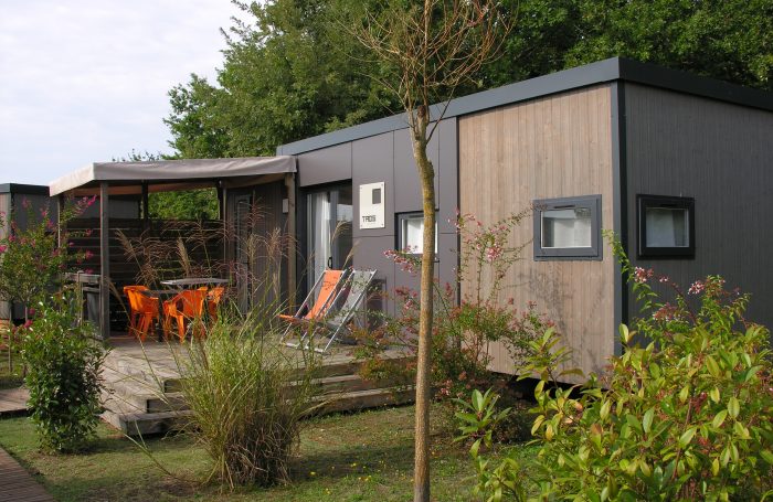 Camping AU LAC DE BISCARROSSE ***** à Parentis-en-Born Landes - CampingFrance.com