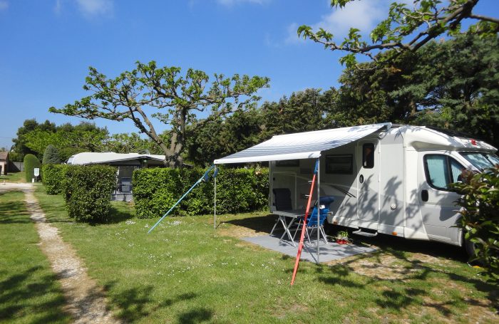 Camping PEGOMAS *** à Saint-Rémy-de-Provence Bouches-du-Rhône ...