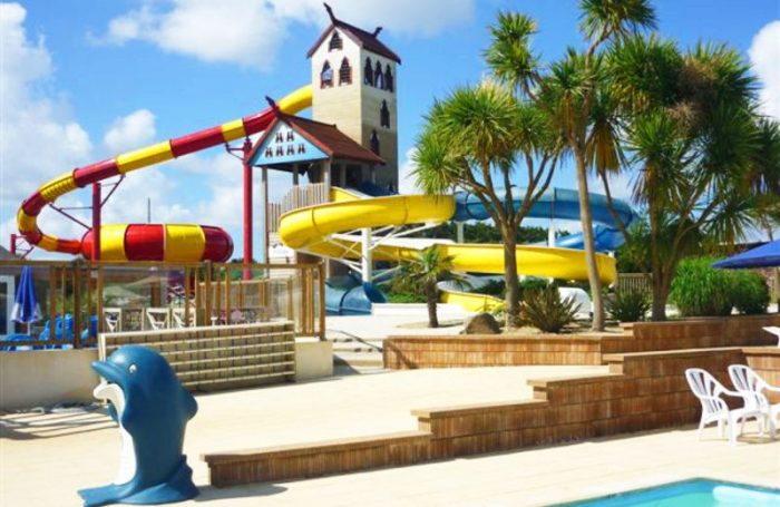 Camping DOMAINE DE KERVEL **** à Plonévez-Porzay Finistère ...